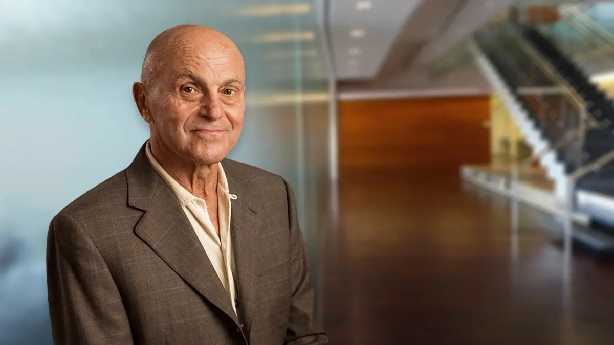 The New York Times: Talking War and Market Volatility With a Giant of ...